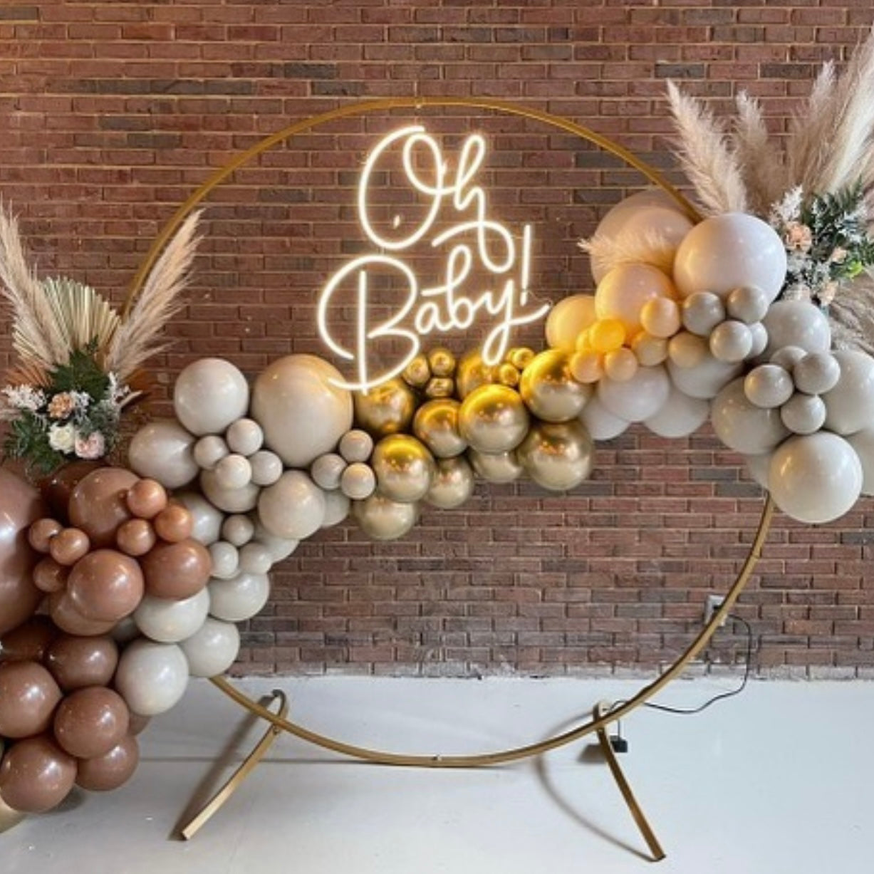 Neon Light Rentals for Weddings in Canada - Oh Baby! – Neon Lights Canada